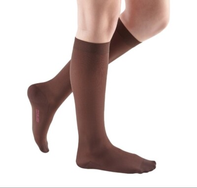 Mediven Plus for Men Women 30-40 mm Size VI Chocolate Medical ...