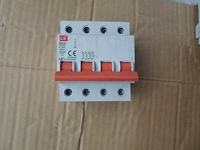 LS INDUSTRIAL SYSTEMS BKN C32 32 AMP 6KA 4 POLE CIRCUIT BREAKER | eBay