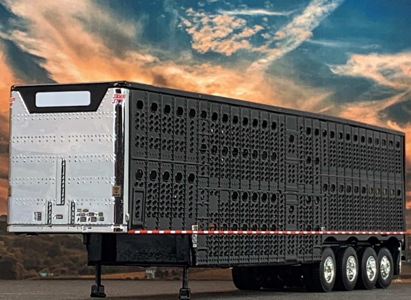 1/64 DCP BLACK/CHROME WILSON QUAD AXLE CATTLE TRAILER | eBay