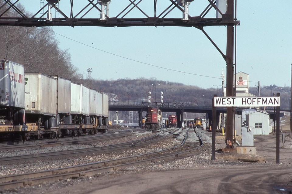 (Lot 1275 Set of 18) BURLINGTON NORTHERN (and Misc.) WITH GEORGE HAMLIN ...