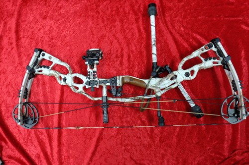 Hoyt Carbon Spyder 34 compound bow 70# RH LOADED with Accessories ...