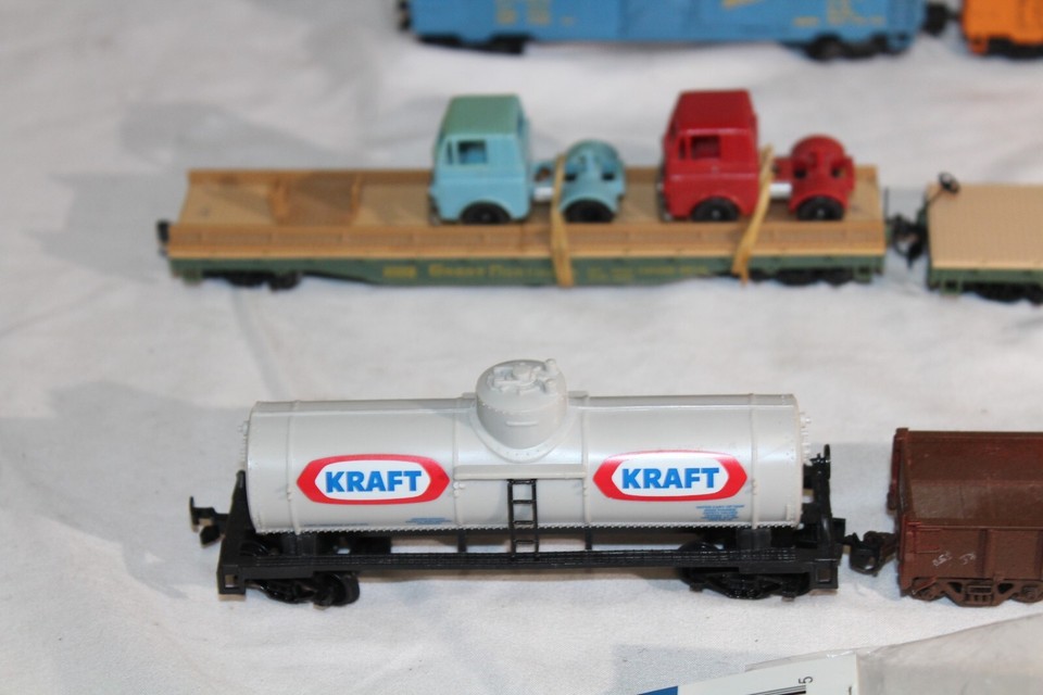 Mixed Lot HO Scale Freight Train Cars 10 pc KRAFT Union Pacific etc | eBay