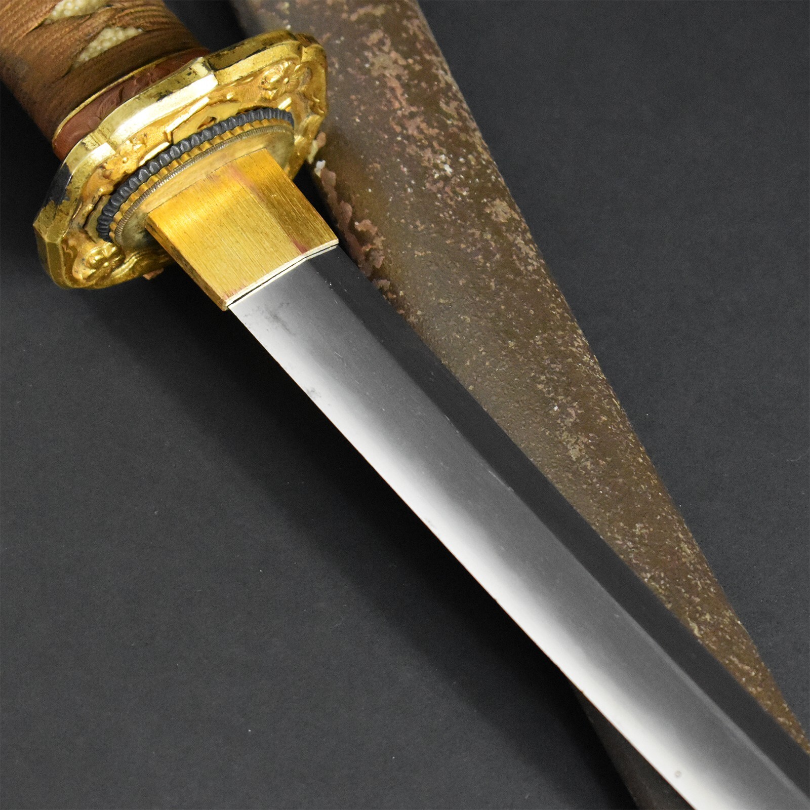 ANTIQUE JAPANESE LONG SWORD KATANA SUKEMITSU 祐光 signed w/WW2 GUNTO ...