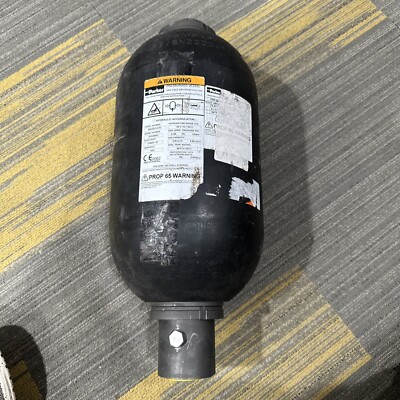 Hydraulics & Pneumatics - Bladder Accumulator