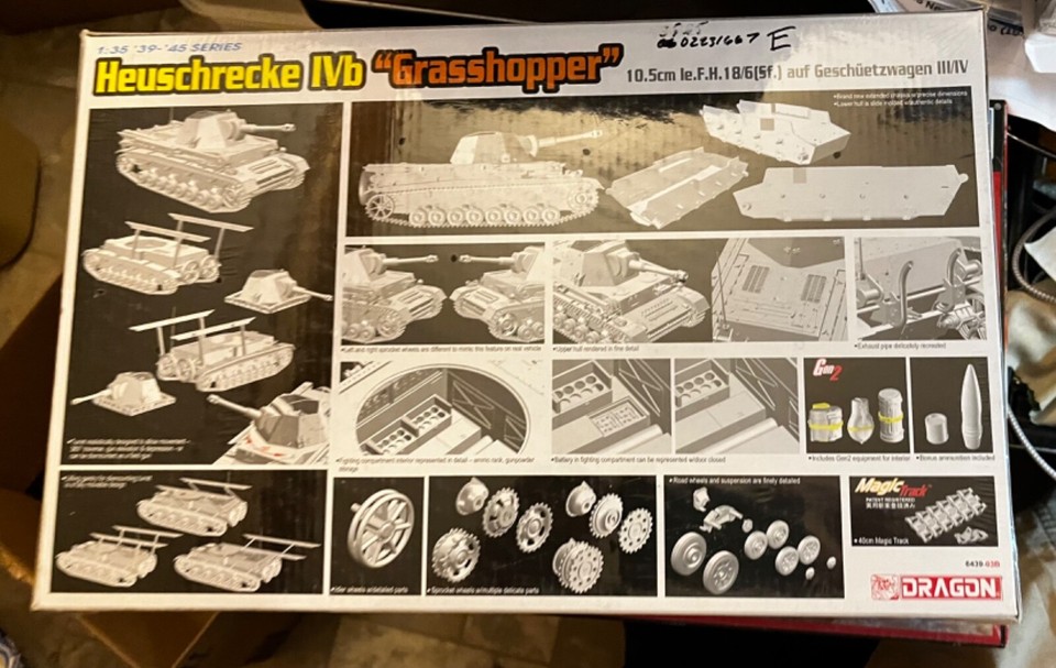 Heuschrecke IVb Grasshopper Tank w/10.5cm leFH18 Gun SEALED Dragon 6439 ...