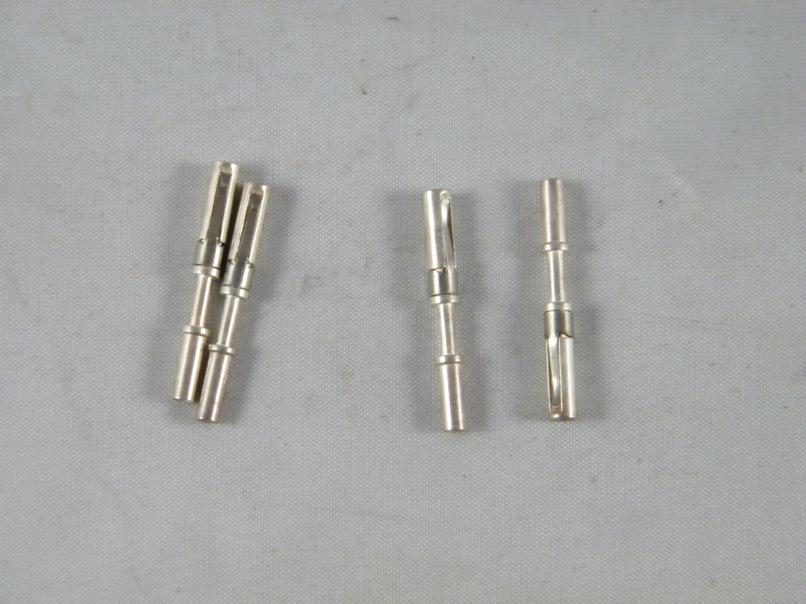 LOT OF 100 ~ BENDIX STRAIGHT MALE CONNECTOR PIN FOR CONTROL ROD DRIVE ...