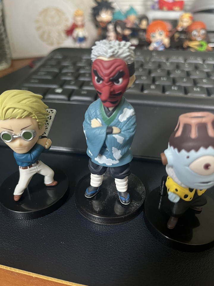 Anime Manga 4 Mini Figures Chainsaw Man Demon Slayer Jujitsu Kaisen | eBay