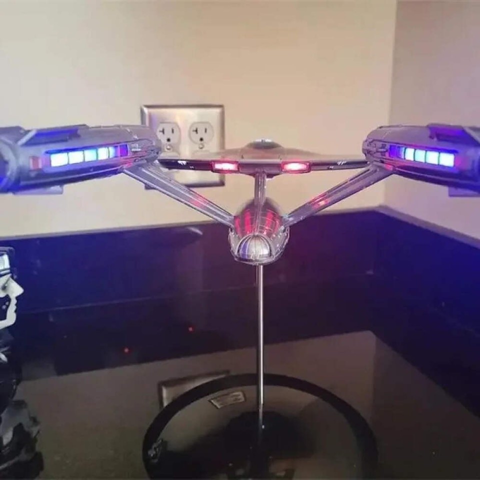 Star Trek Enterprise Replica Model with LED Lights | eBay