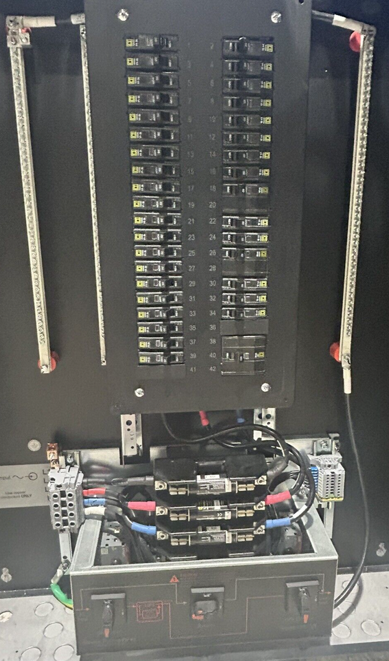 APC Smart-UPS VT Maintenance Bypass Panel 10-30kVA, 208V ...