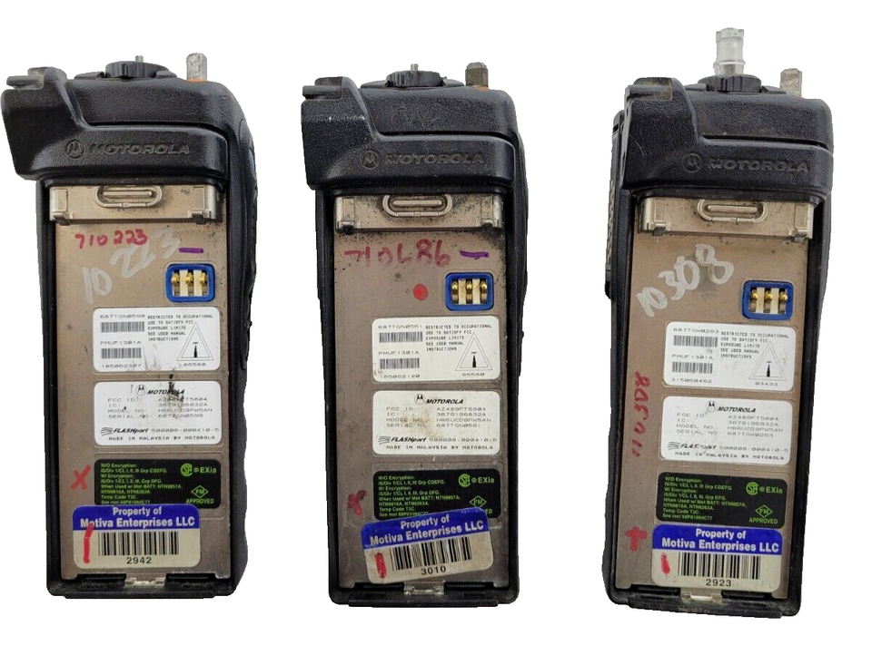 LOT OF 3 - MOTOROLA XTS1500 MODEL: H66UCD9PW5AN UHF TWO WAY RADIO | eBay