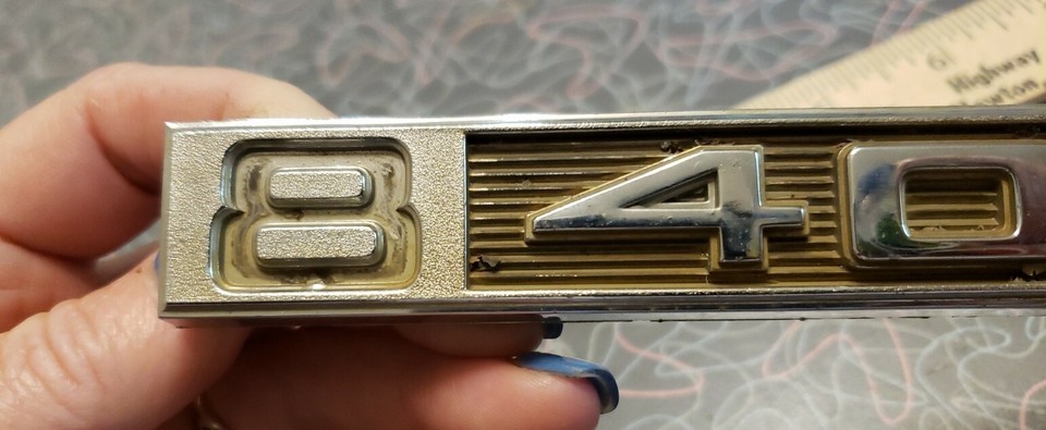 69 70 71 72 CHEVROLET TRUCK ONE TON GM 8/400 8 400 FRONT FENDER EMBLEM ...