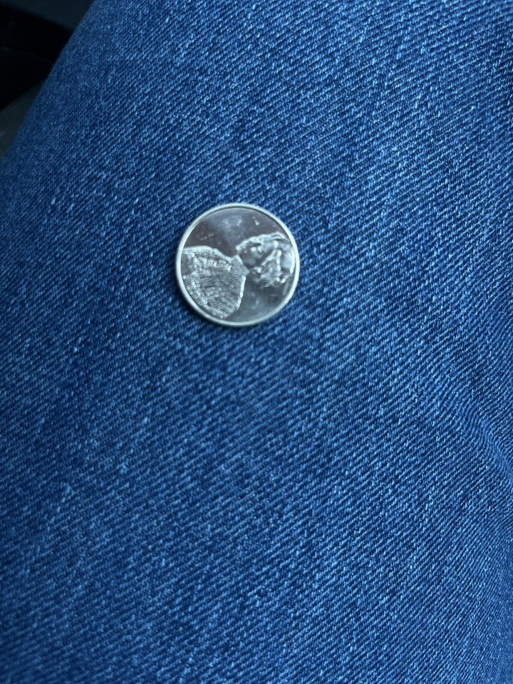 NEW 2023 ERROR QUARTER JOVITA IDAR WOMENS QUARTER READS "IN COD WE ...