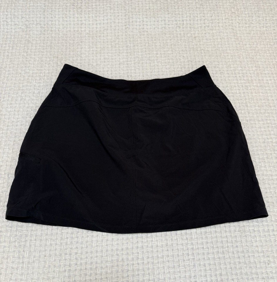 Orvis women’s spandex-lined skort. Black. Large. Excellent condition ...