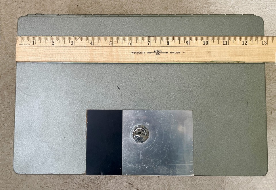 Vintage SISCO “The Protector” Fire Safe Lockbox Model 1010 w/ Key Heavy ...