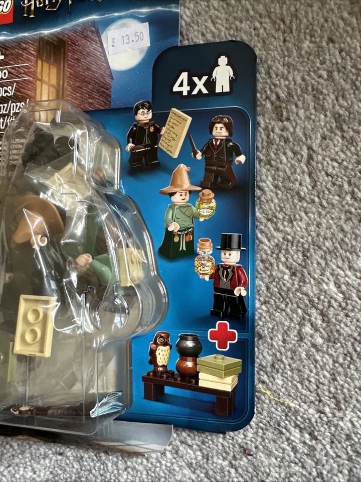 LEGO Harry Potter: Wizarding World Minifigure Accessory Set (40500 ...