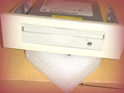 Iomega ZIP 750 Laufwerk Z750 ATAPI Disk Drive Disketten wechsellaufwerk ...