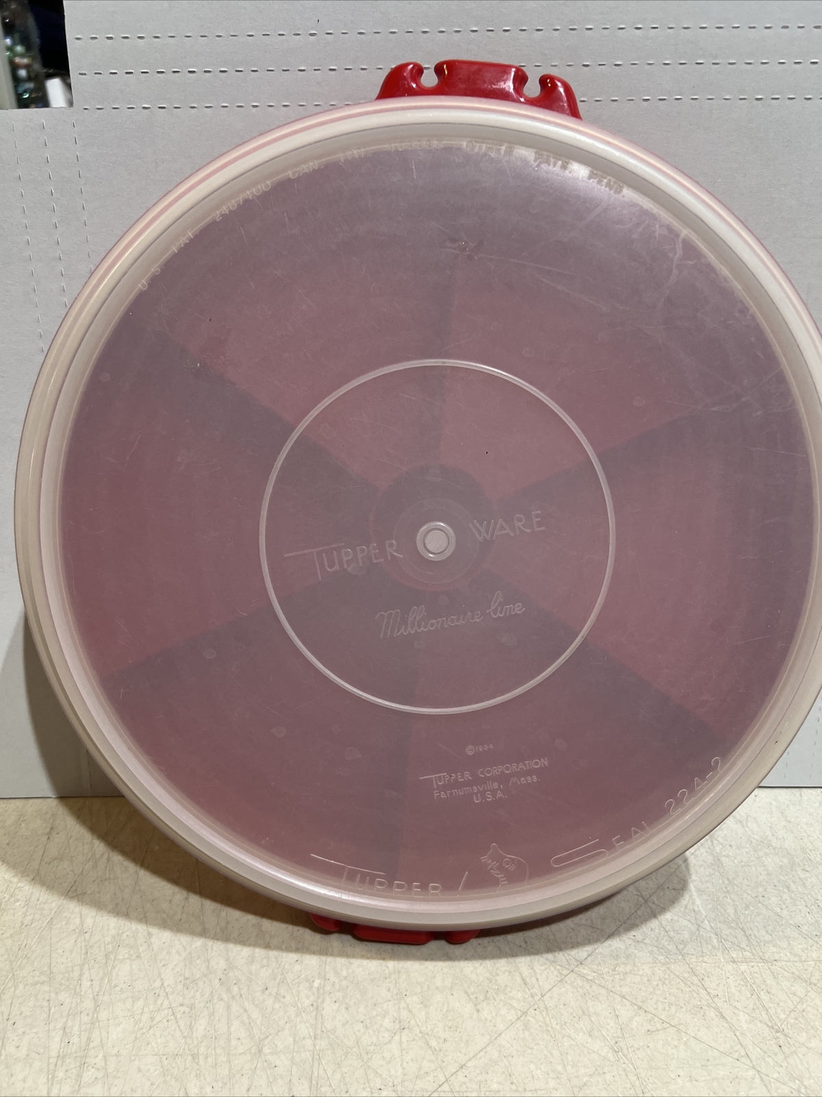 RED Tupperware Round 405-1 Cupcake Pie Veggie Carrier/Keeper no handle ...