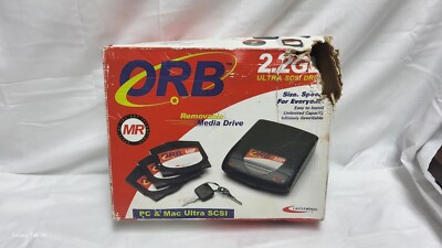 ORB Castlewood 2.2 GB Portable Floppy Disk Drive No Cables | USB ...