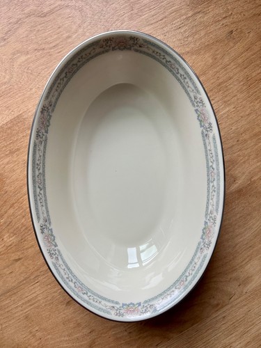 Lenox Charleston Cosmopolitan Collection Vegetable Serving Bowl 9.5" x ...