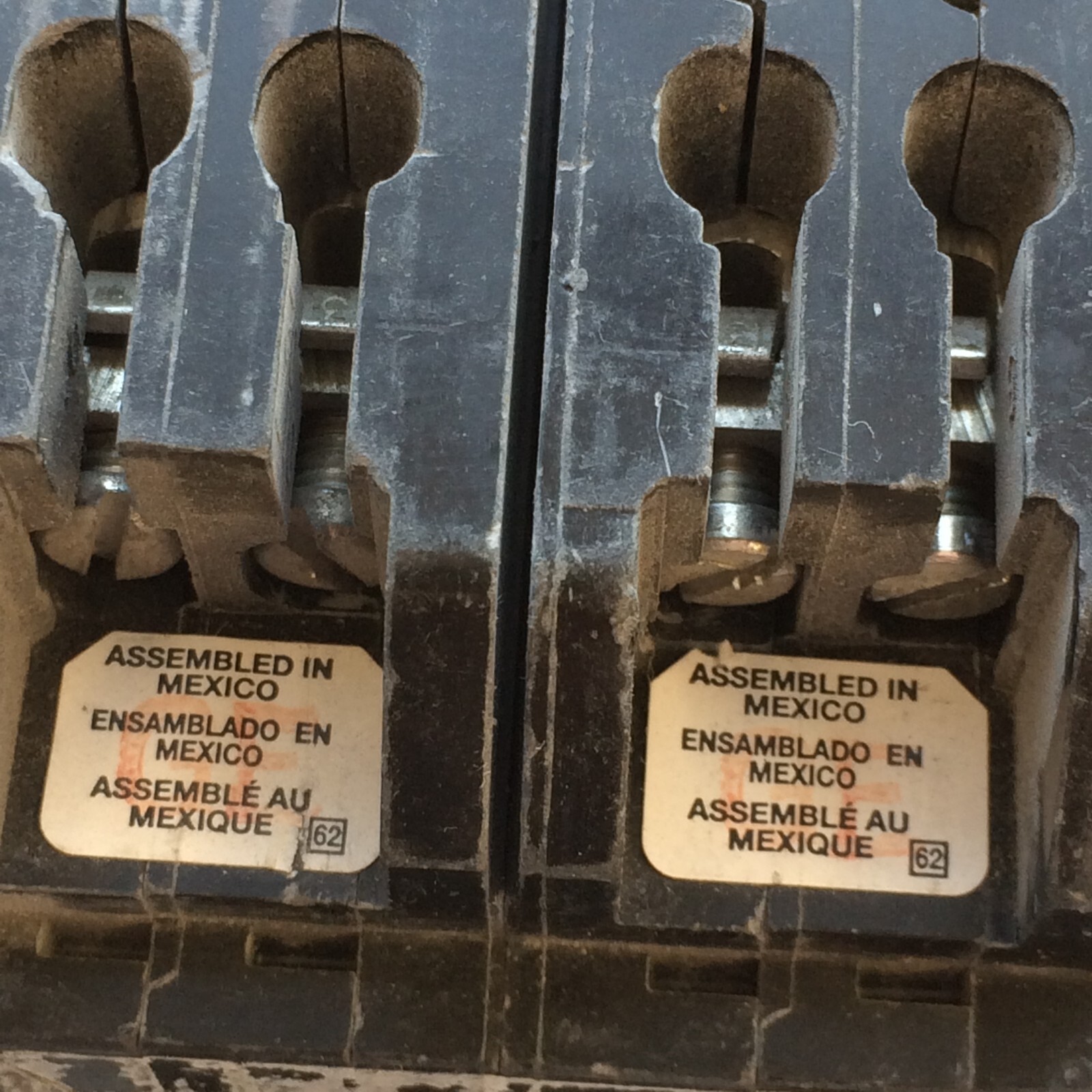 Square D HOMT2020230CP Square D Homeline Double Pole HOMT2020230 ...