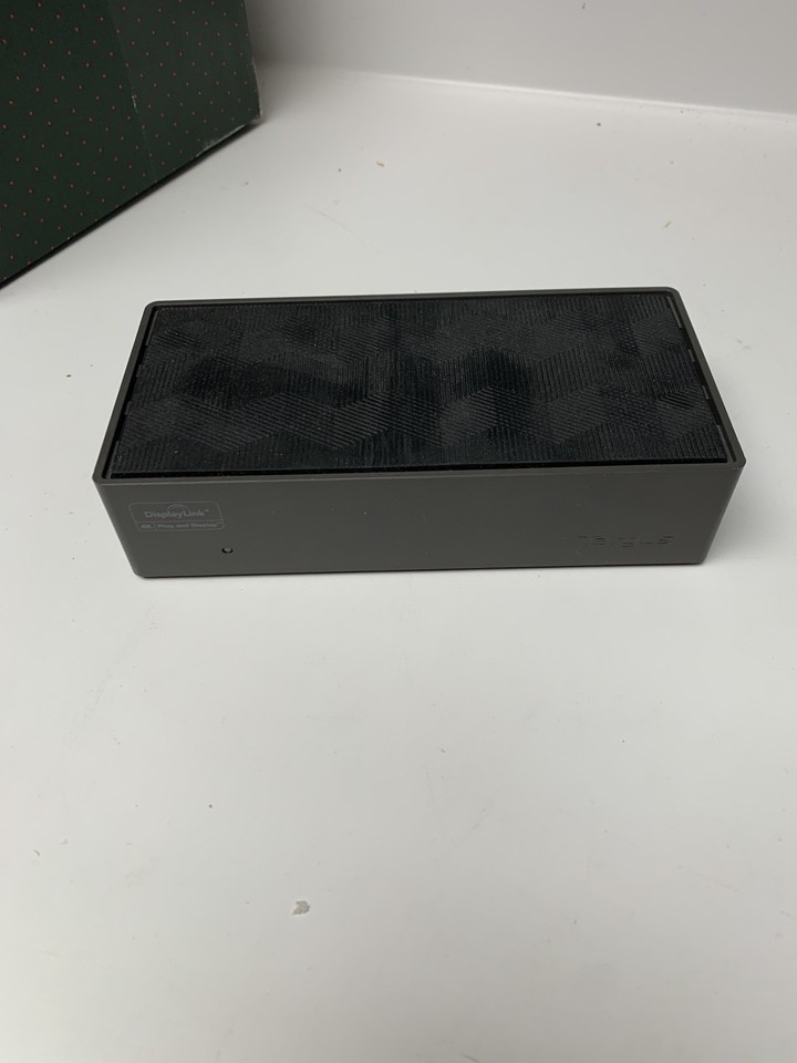 Targus Dock 190 USB-C Universal 4K Docking Station with Power Adapter ...