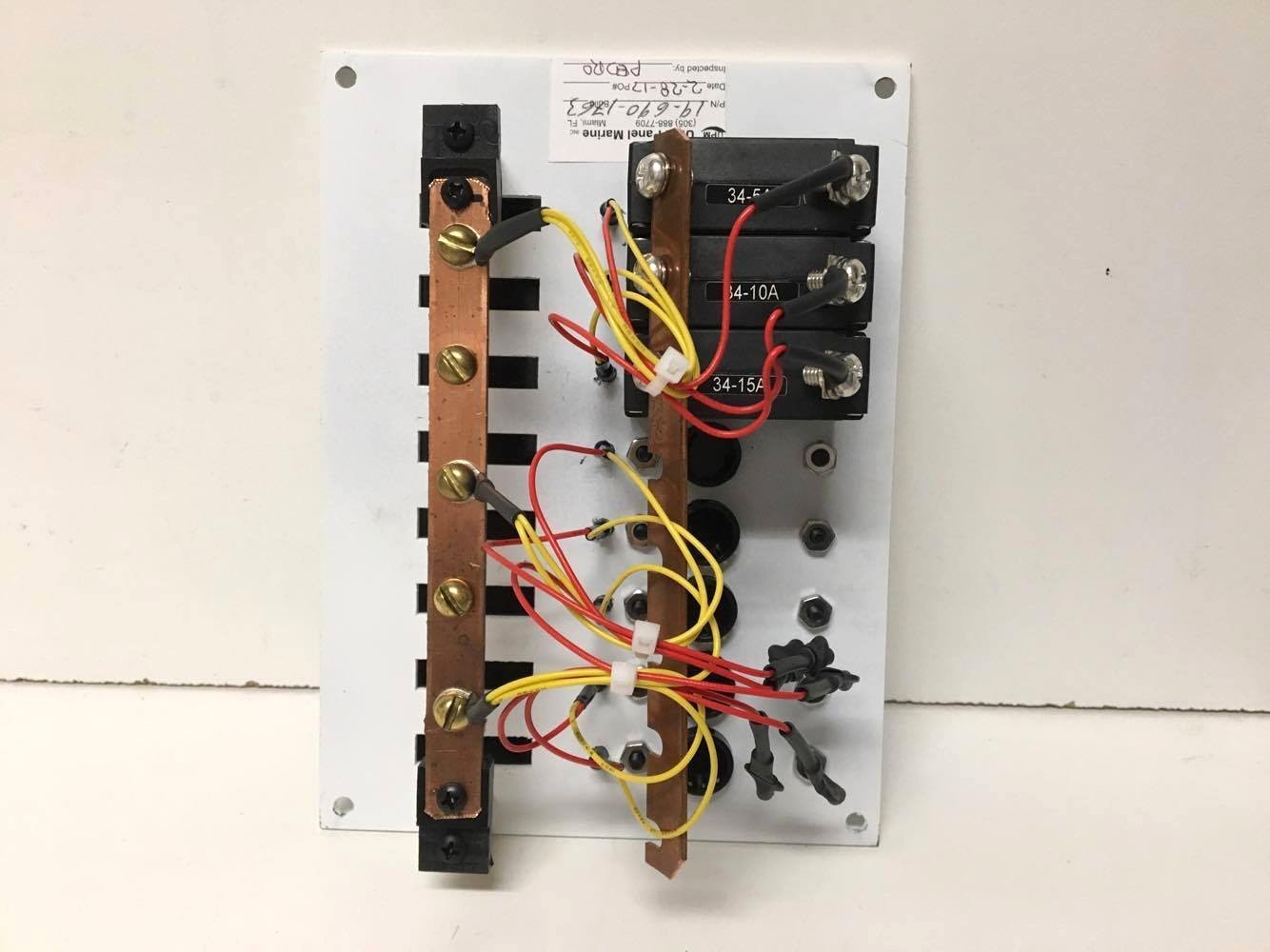 Ultra Panel Marine 12V 8-Switch DC Breaker Panel White 19-690-1763 | eBay
