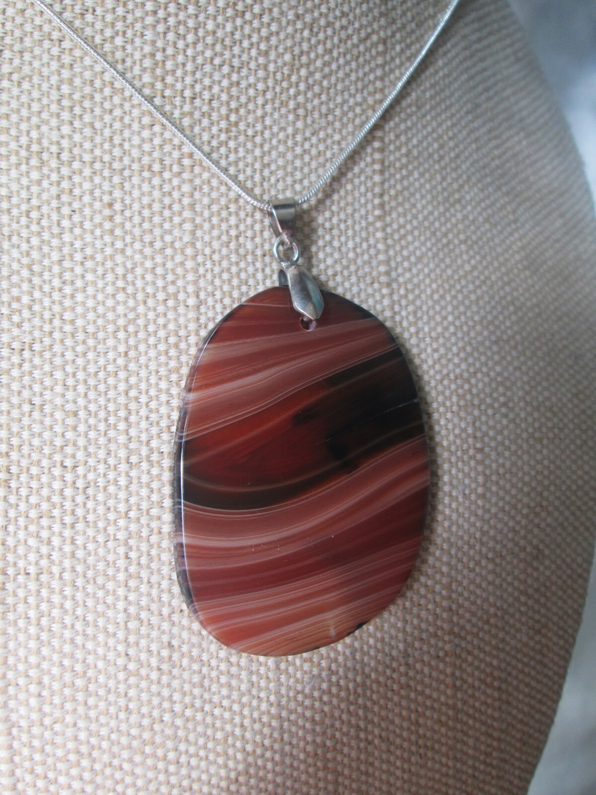 ~ Natural Agate Gemstone Pendant & Silver Plated Chain ~ (23M12) | eBay