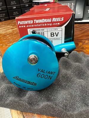 Accurate Boss Valiant BV2-600N Narrow 2-Speed Lever Drag Reel Ice Blue ...
