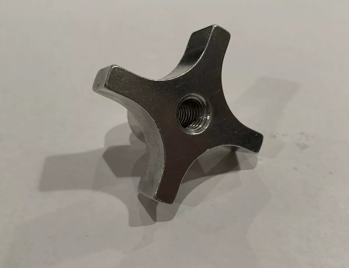 Four Lobe Knobs Machine