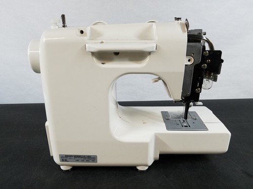Singer Featherweight II Sewing Machine Model: 117 (For Parts) | eBay