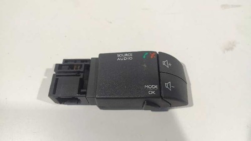 255522448R COMMUTATEUR MULTIFONCTIONS / 1494457 POUR RENAULT CLIO IV 1. ...