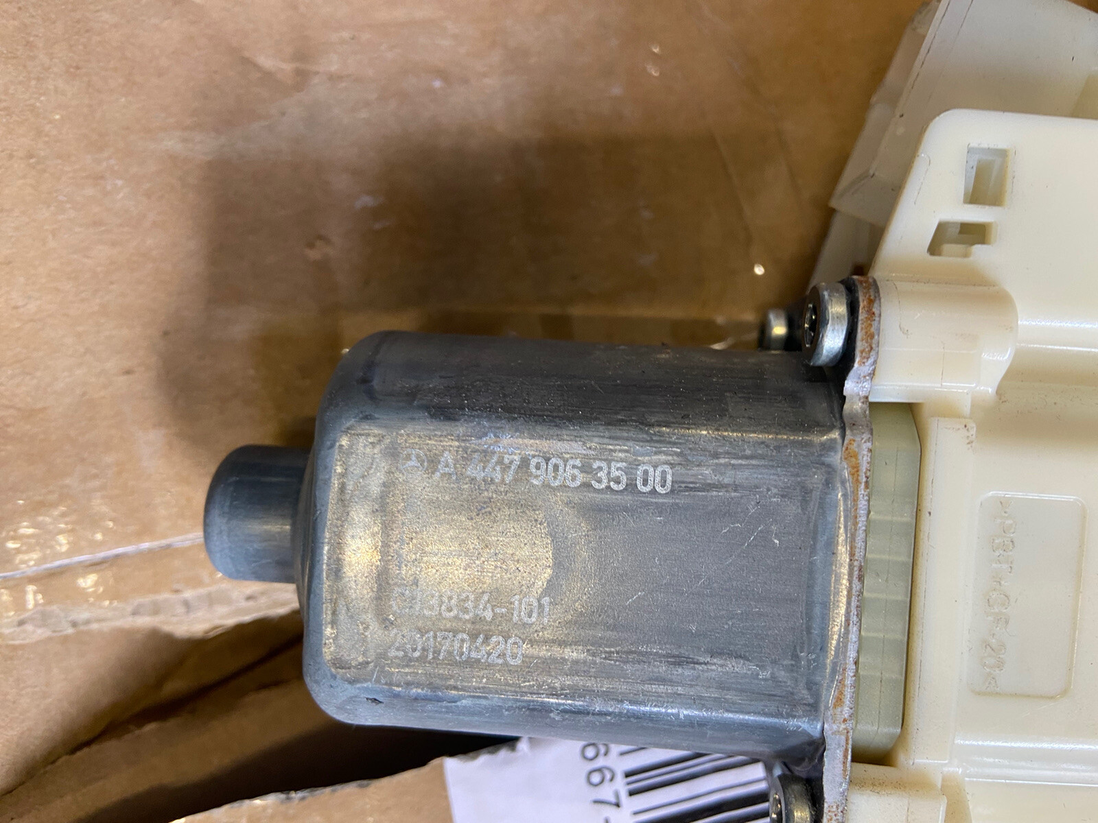 Genuine MERCEDES BENZ VITO W447 FRONT LEFT WINDOW MOTOR A4479063500 | eBay