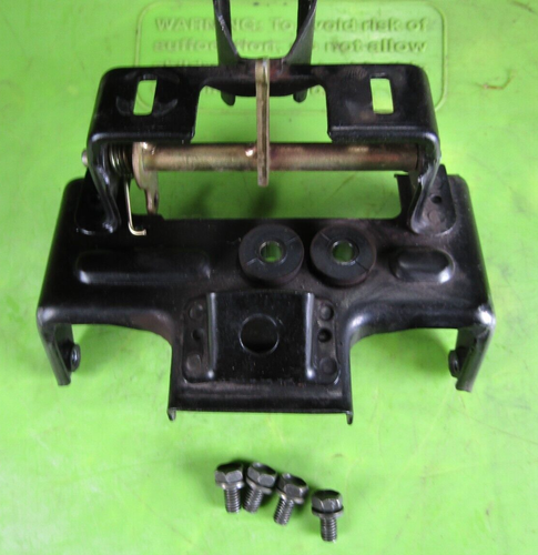 Yamaha V-Max V Max VMax VMX 1200 AIR BOX Cover Tank LATCH Assembly 1985 ...