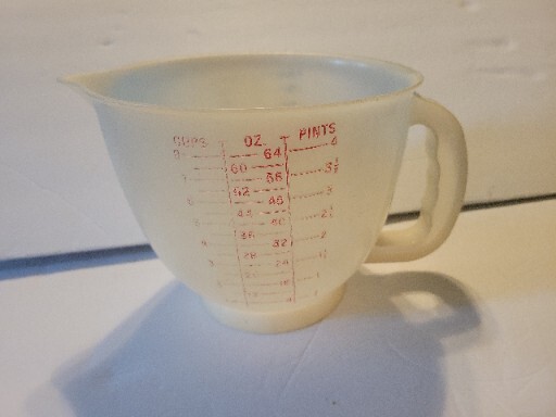 Vintage 1977 TUPPERWARE Mix N Store 8 Cup 2 Qt Measuring Bowl Pitcher ...