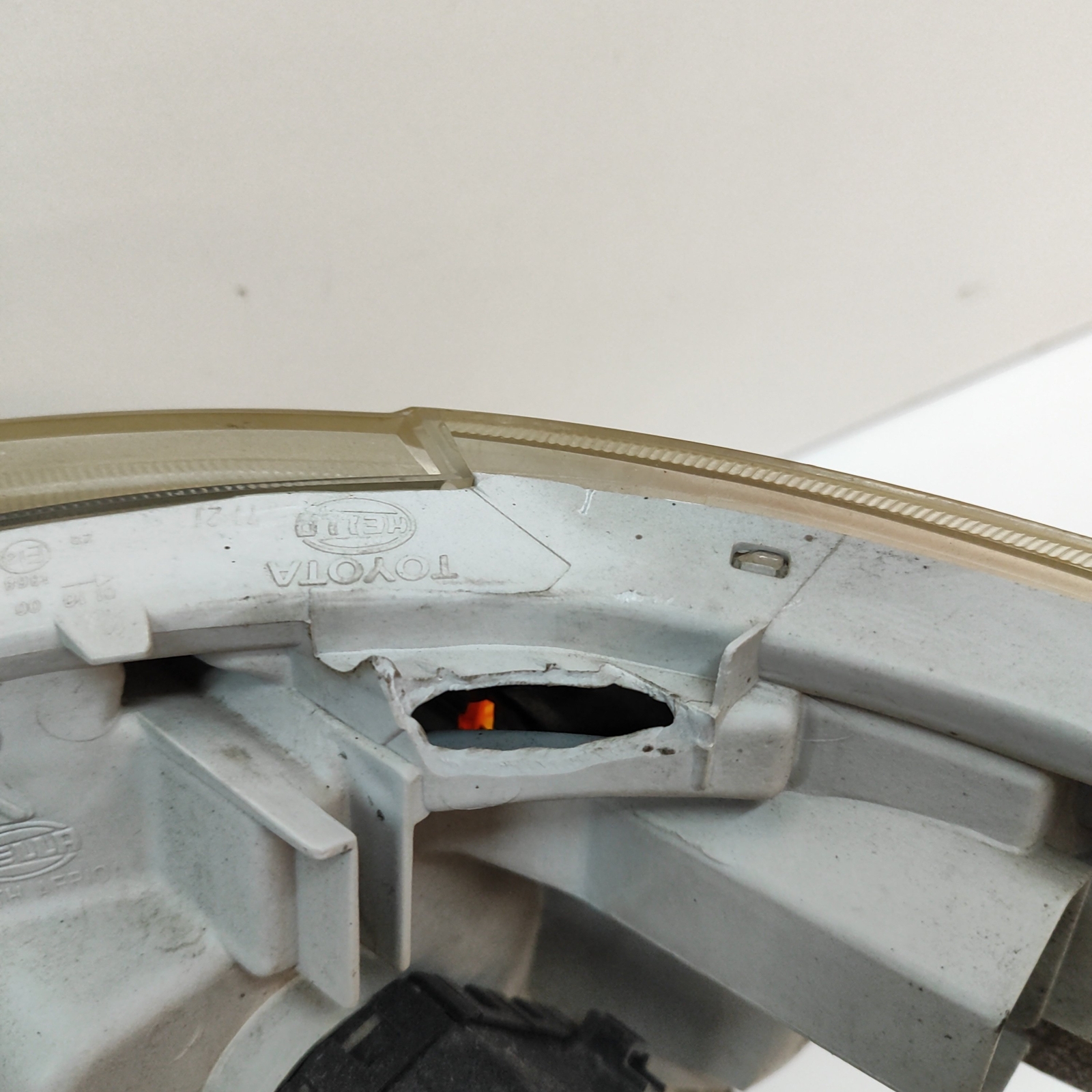 TOYOTA HILUX Mk7 Front Right Headlight LHD 81110-0K080 2008 21870238 | eBay