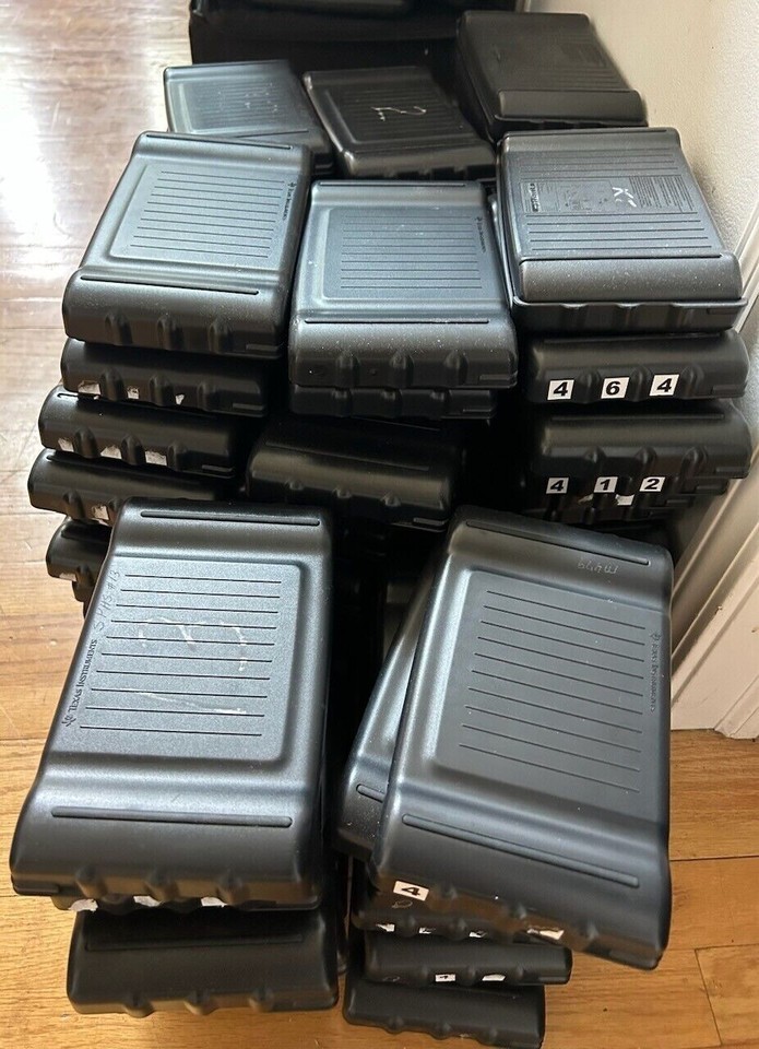 Texas Instruments TI-92 Graphing Calculator w/ Cover & Data Link Cable ...