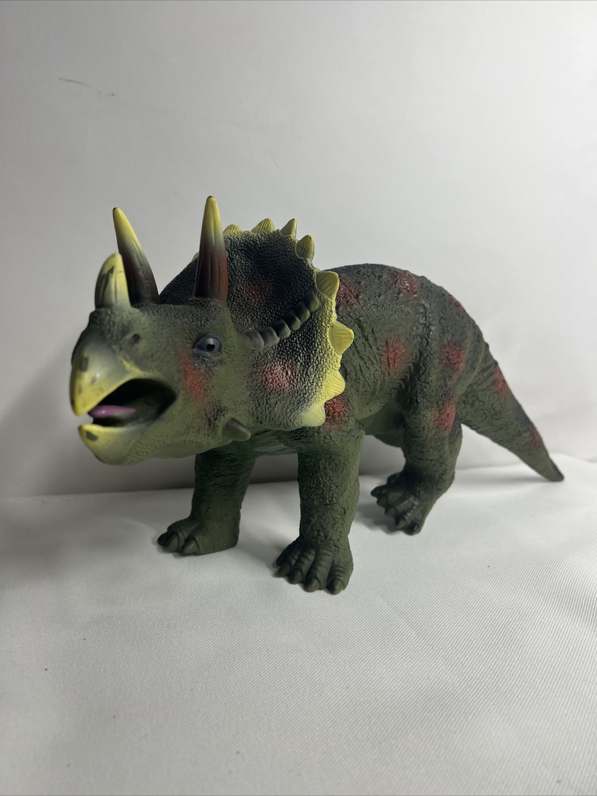 Toys R Us Maidenhead. 17" Triceratops Soft Rubber Dinosaur Toy Figure ...