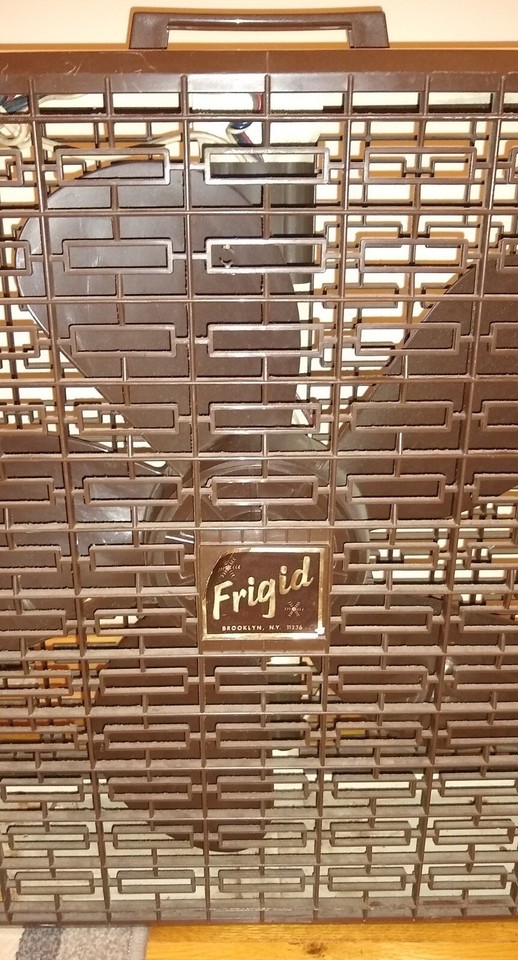 Vintage Frigid 20" Box Fan w/ Carry Handle Model# XC203, LTP Model ...