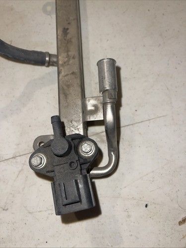 2008 Ford Mustang GT 4.6L V8 SOHC 3 Valve Fuel Rail Returnless Style ...