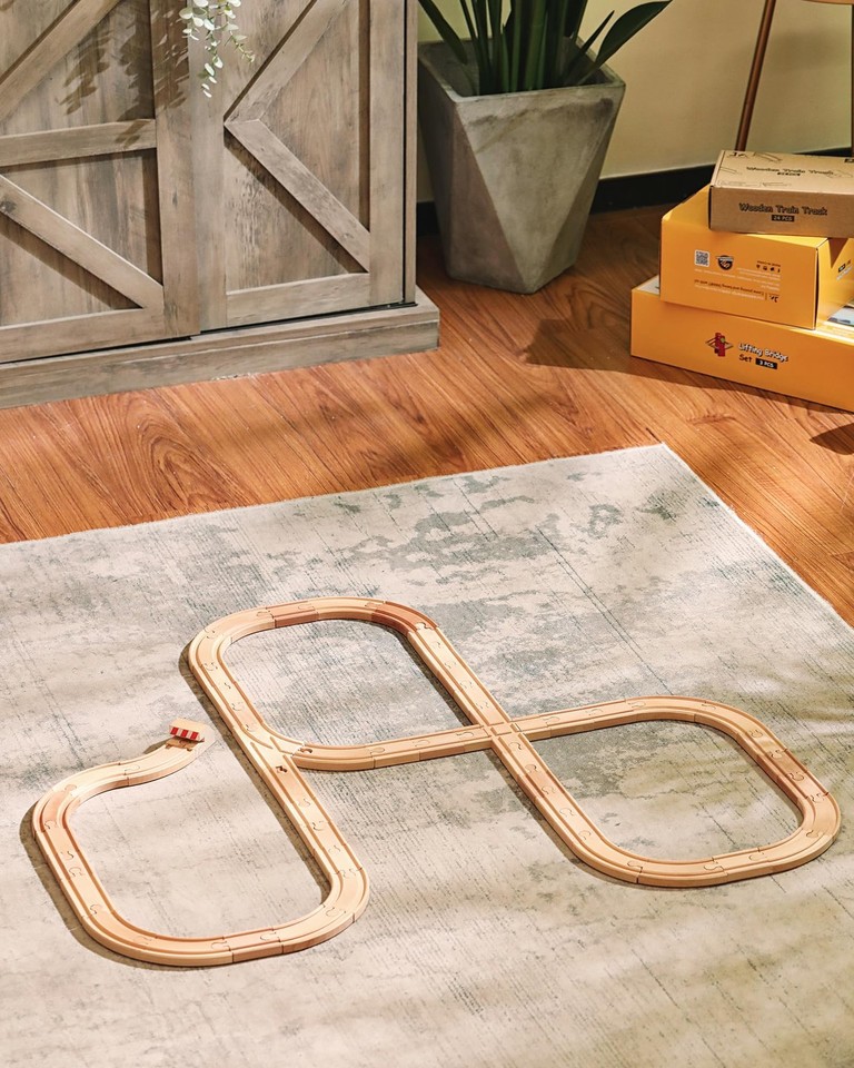 SainSmart Jr. Wooden Train Track 52 PCS, Track Expansion Compatible ...