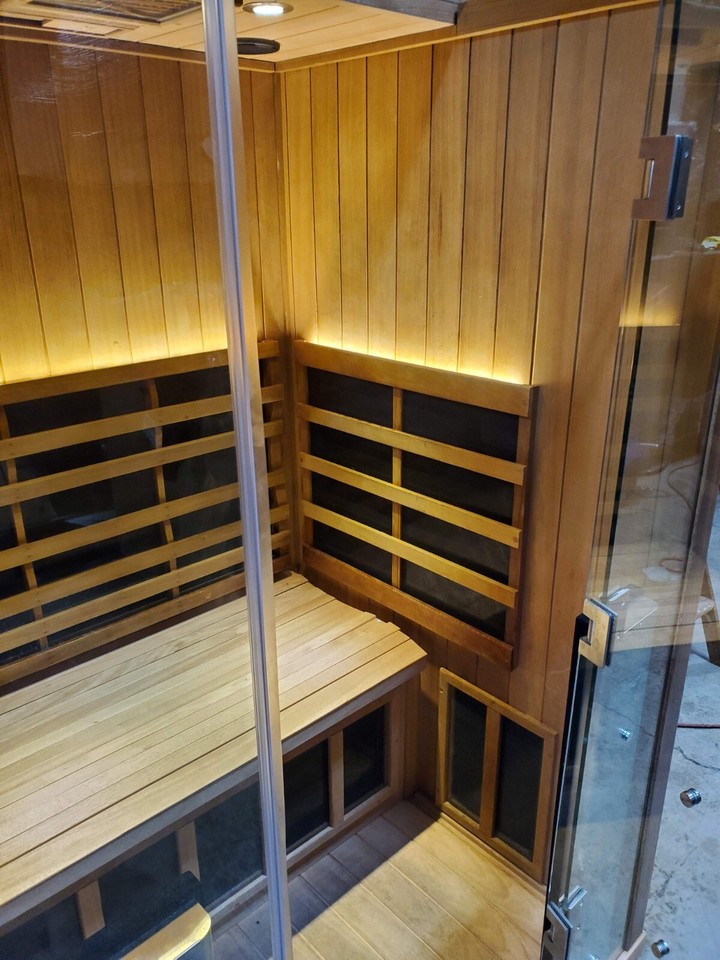 Jacuzzi Clearlight Sanctuary 2 LH-902 Full Spectrum Infared 2 Person ...