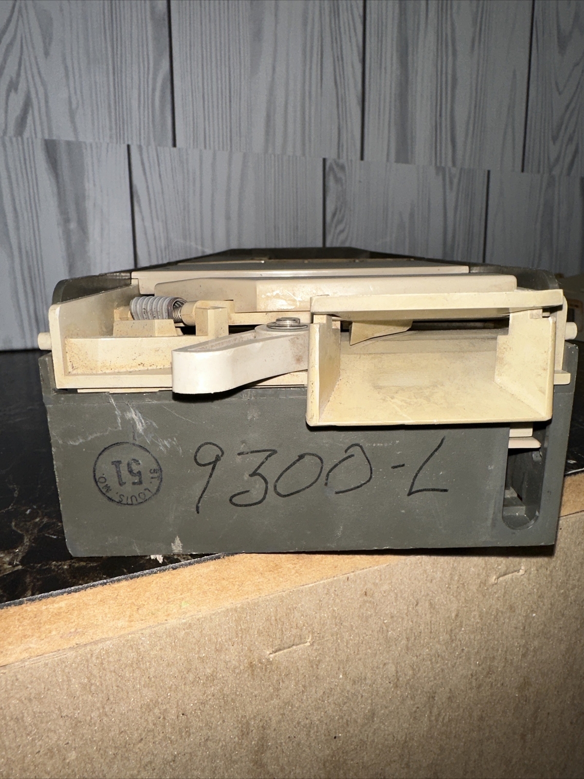 9300-L Coinco Coin Changer Acceptor Vending Machine Mech 117 Volt ...