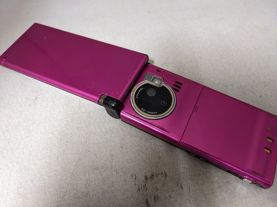 dcomo P-04B PRIME series Magenta FOMA Japanese Flip Phone Keitai Cell ...