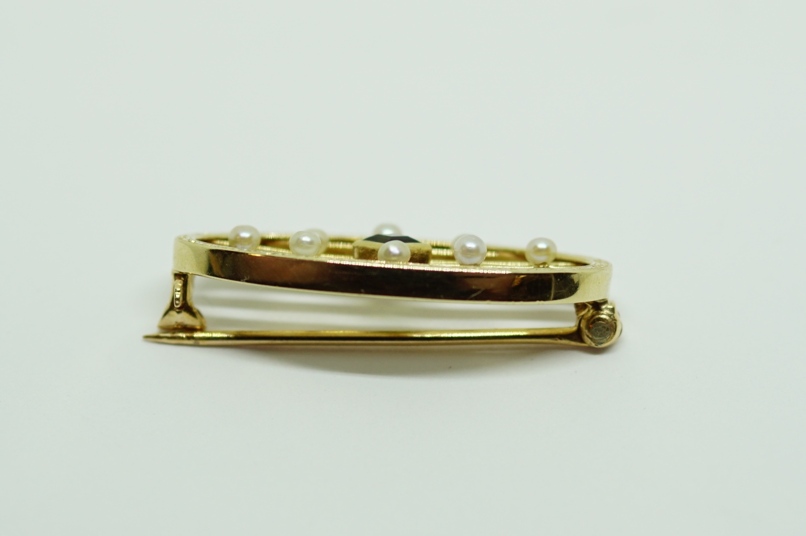 Antique 14k seed pearls and Peridot pin - Gem