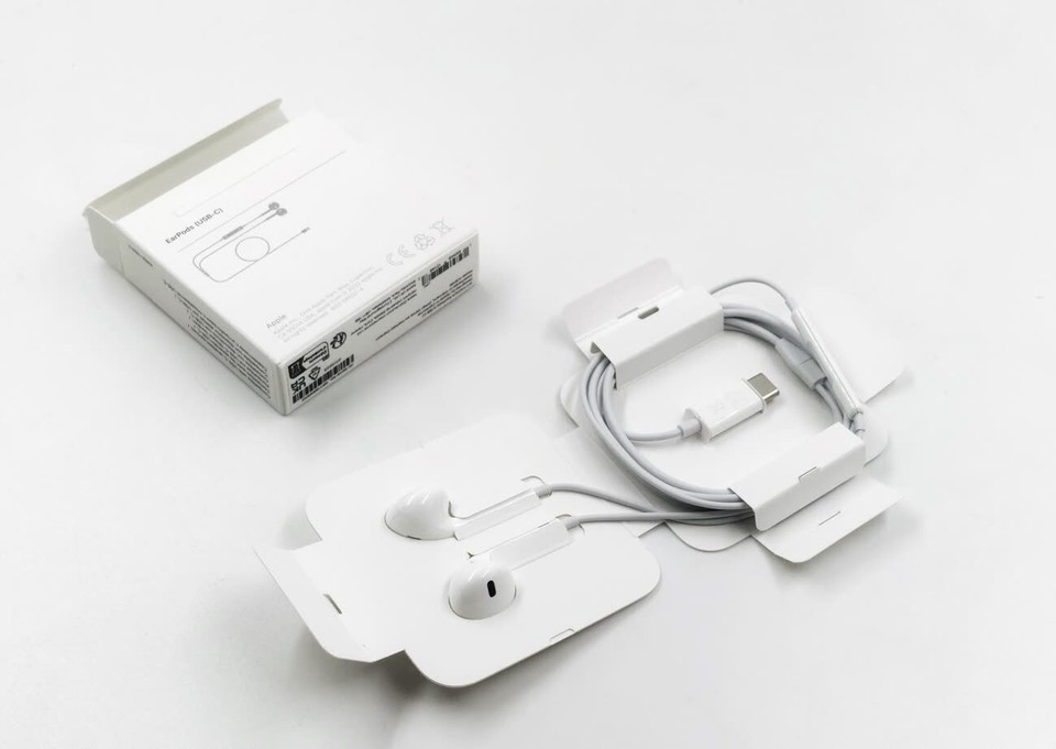 Apple EarPods USB-C Wired Headphones In Ear Canal A3046 MYQY3AM/A ...