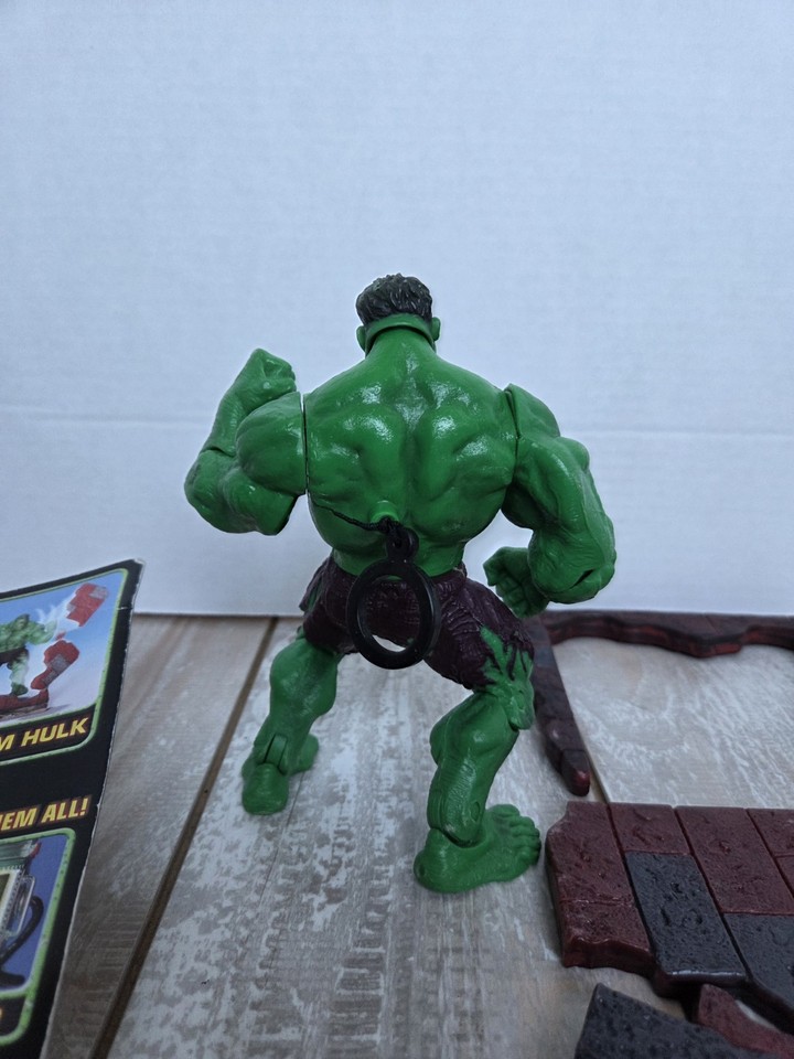 2003 Marvel Twist N Slam Incredible Hulk Action Figure Toy With Break ...