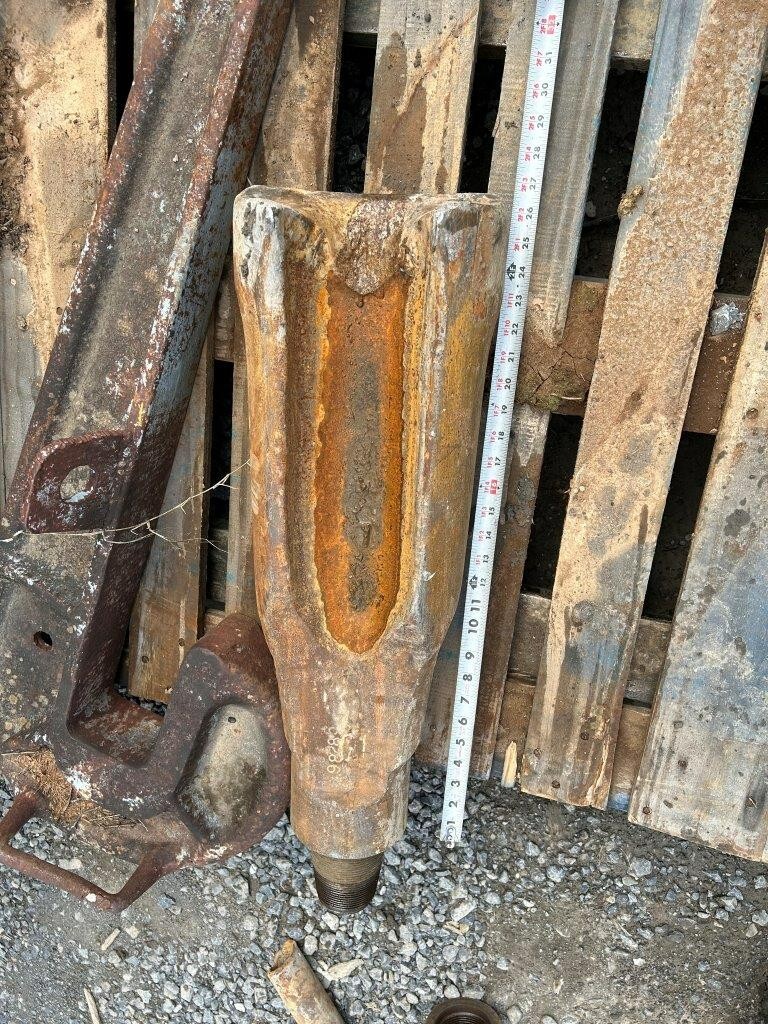 9-1/4" cable tool drill chisel bit for water well rig foundation bore ...