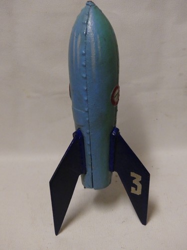 rocket ship #3 cast in metal Weighed in. at 2 pounds | eBay