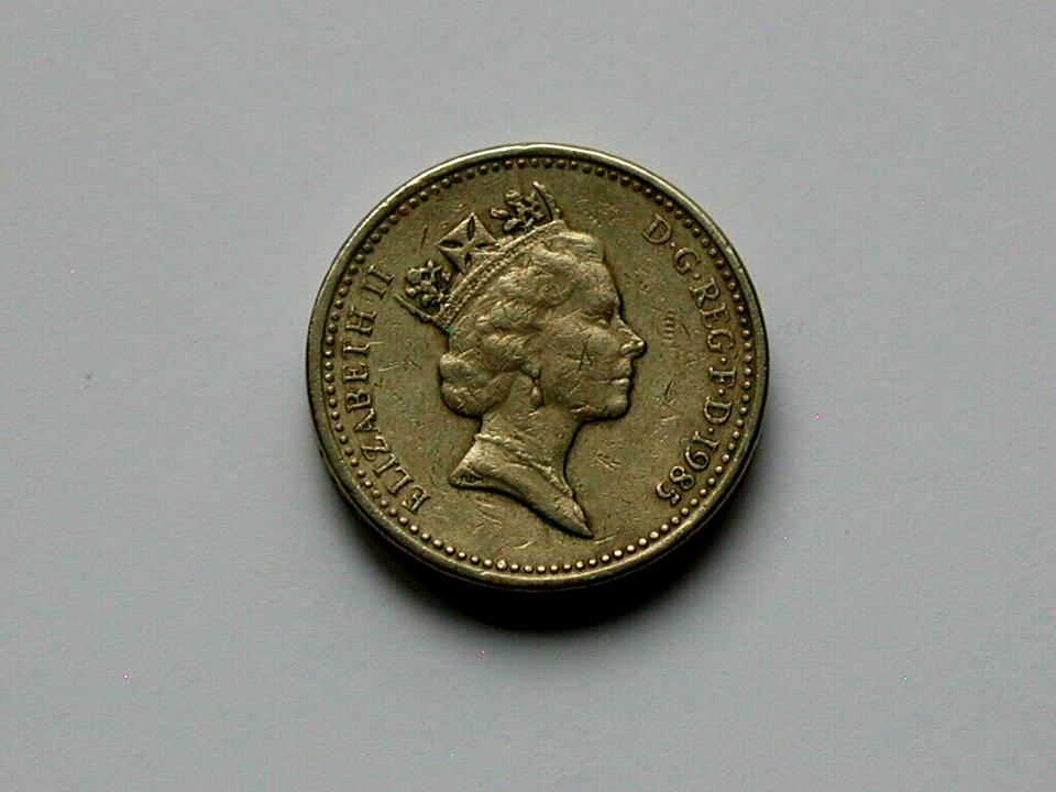 1985 UK (British) Elizabeth II Coin - 1 POUND (£1) - Welsh edge ...