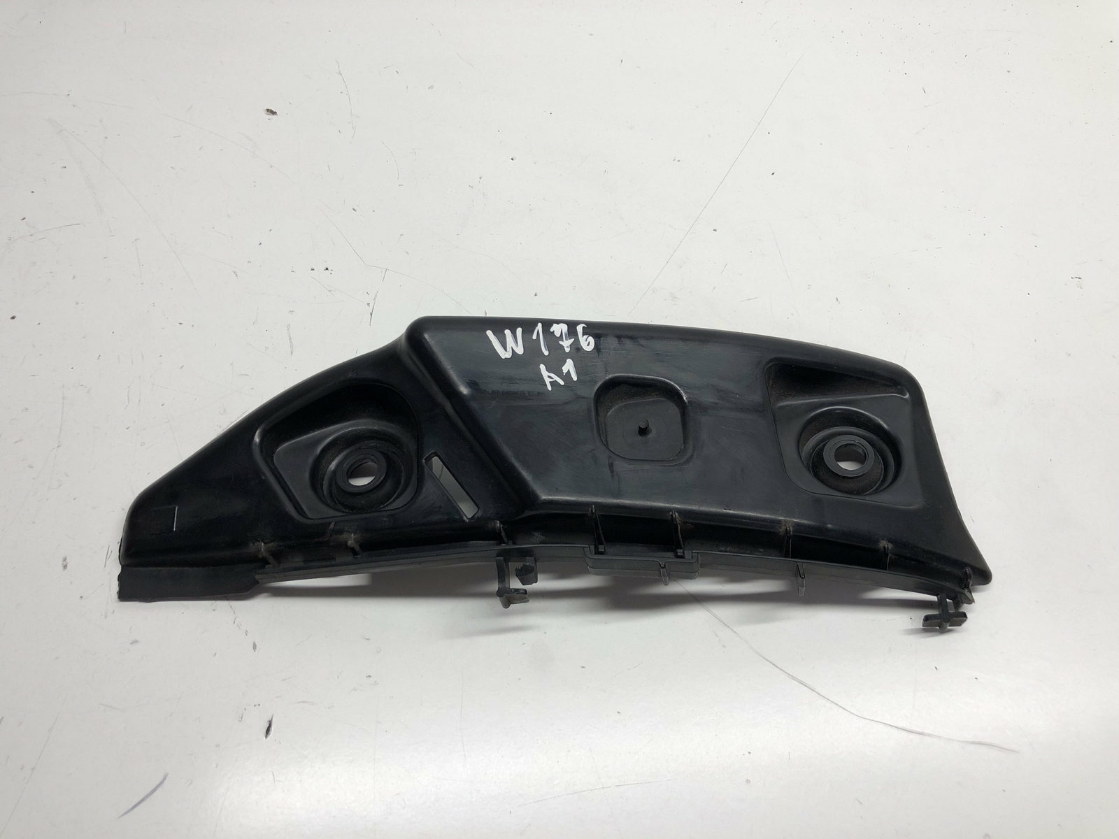 MERCEDES-BENZ A-CLASS W176 Rear Bumper Left Side Bracket A1768850165 ...